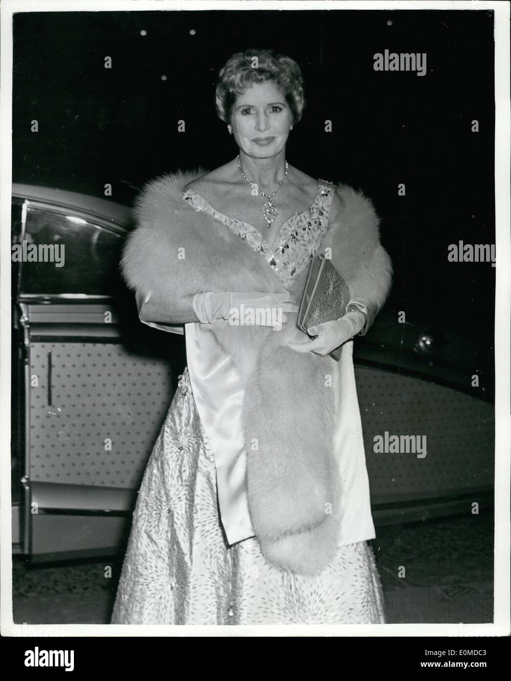 Oct. 10, 1954 - First night of the new film ''The Egyptian'' at the ...
