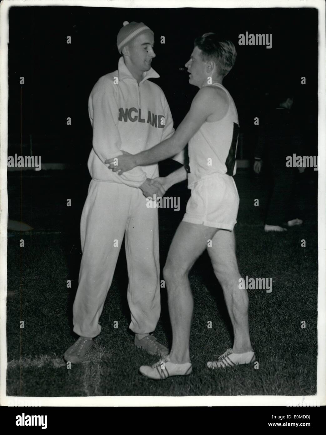 Oct. 10, 1954 - Chataway Beats Kuts in 5,000 Meters Race At The White ...