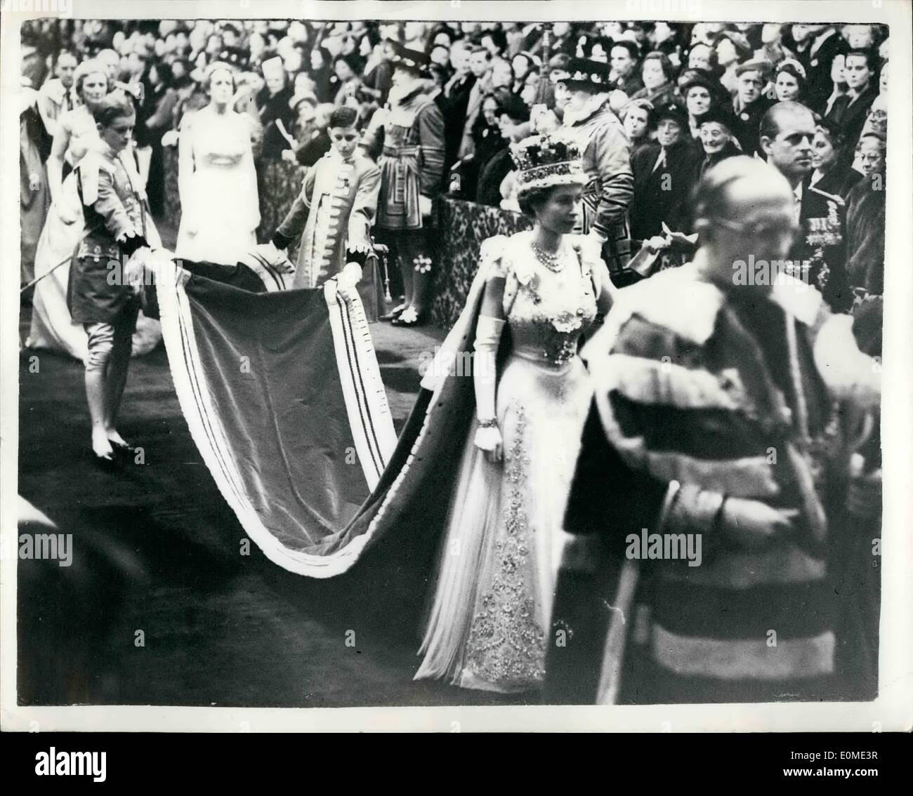 Imperial state crown hi-res stock photography and images - Alamy