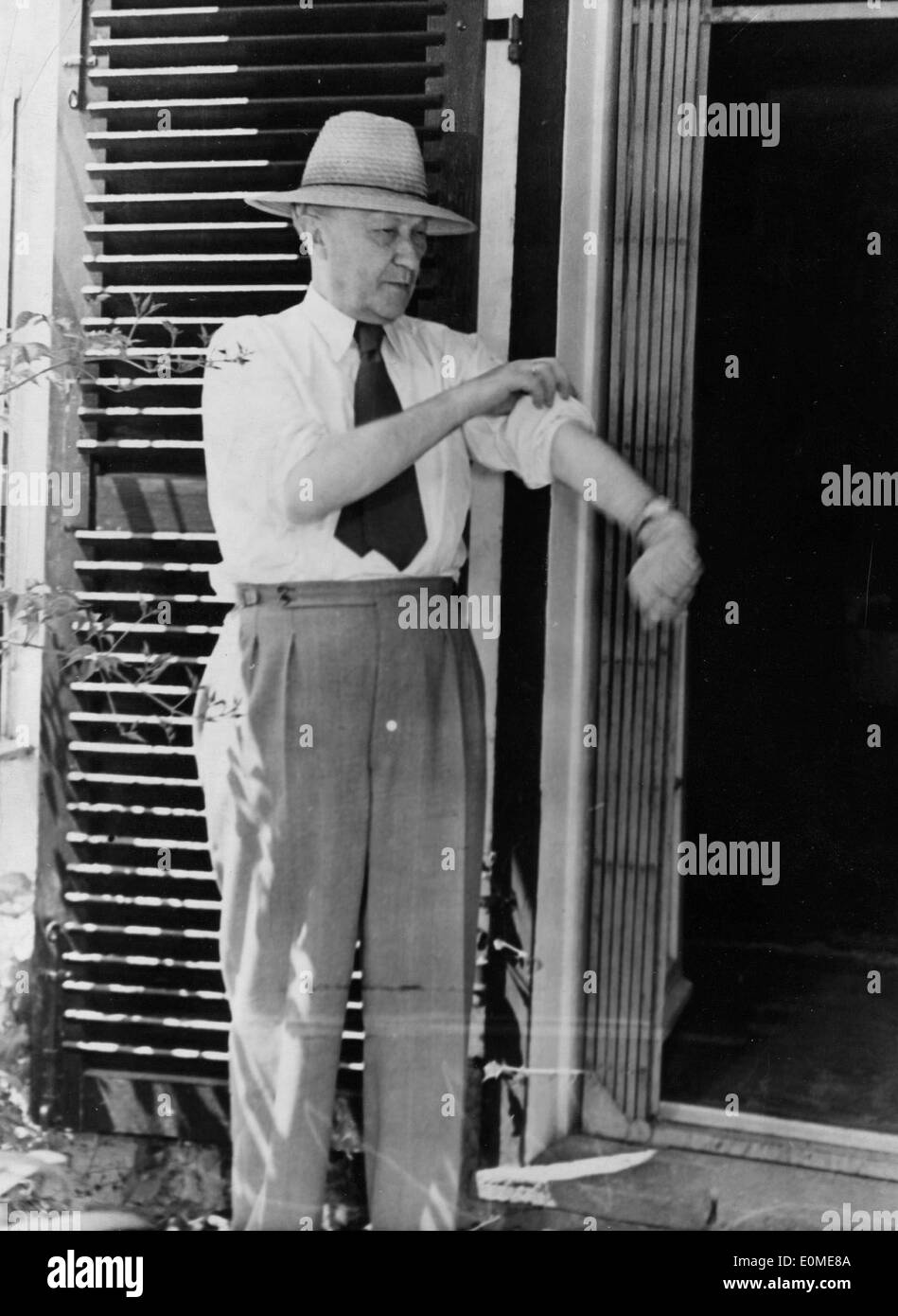 Konrad adenauer house hi-res stock photography and images - Alamy