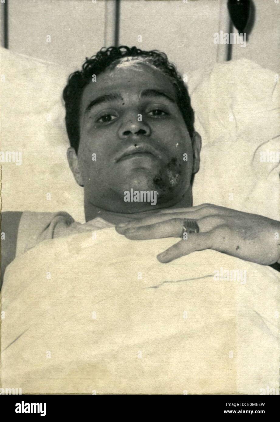 Jan. 16, 1955 - Robert Cohen Recovers After Car Accident Stock Photo ...