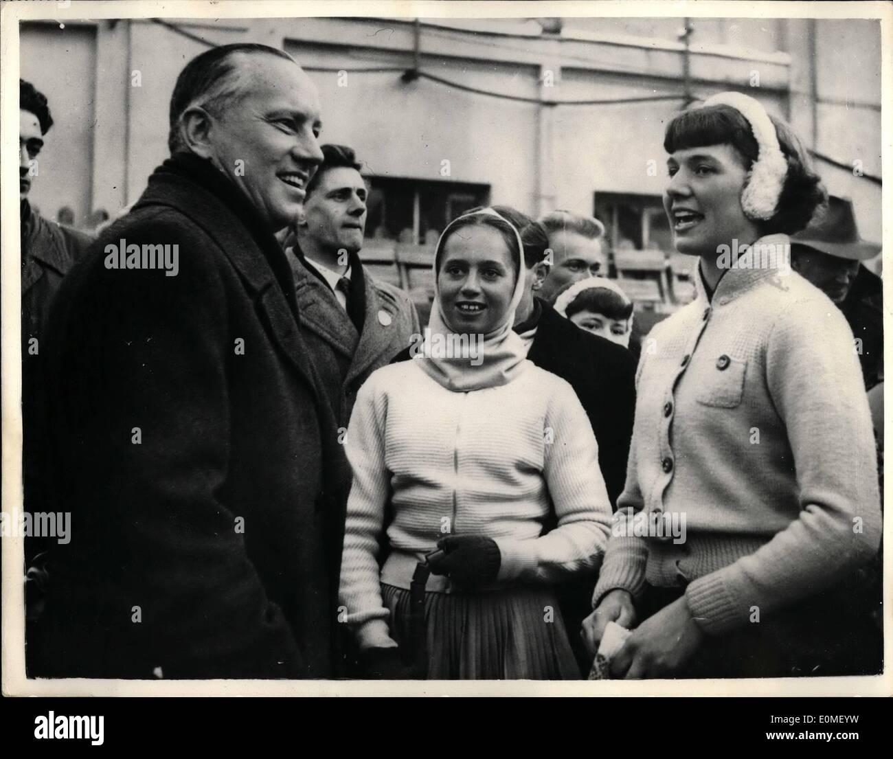 Vienna 1955 hi-res stock photography and images - Alamy
