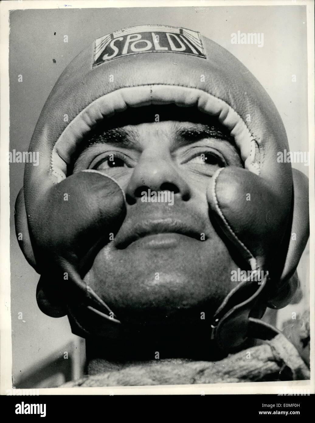 Feb. 02, 1955 - Italy's Flyweight Champion - Nazareno Giannelli ...