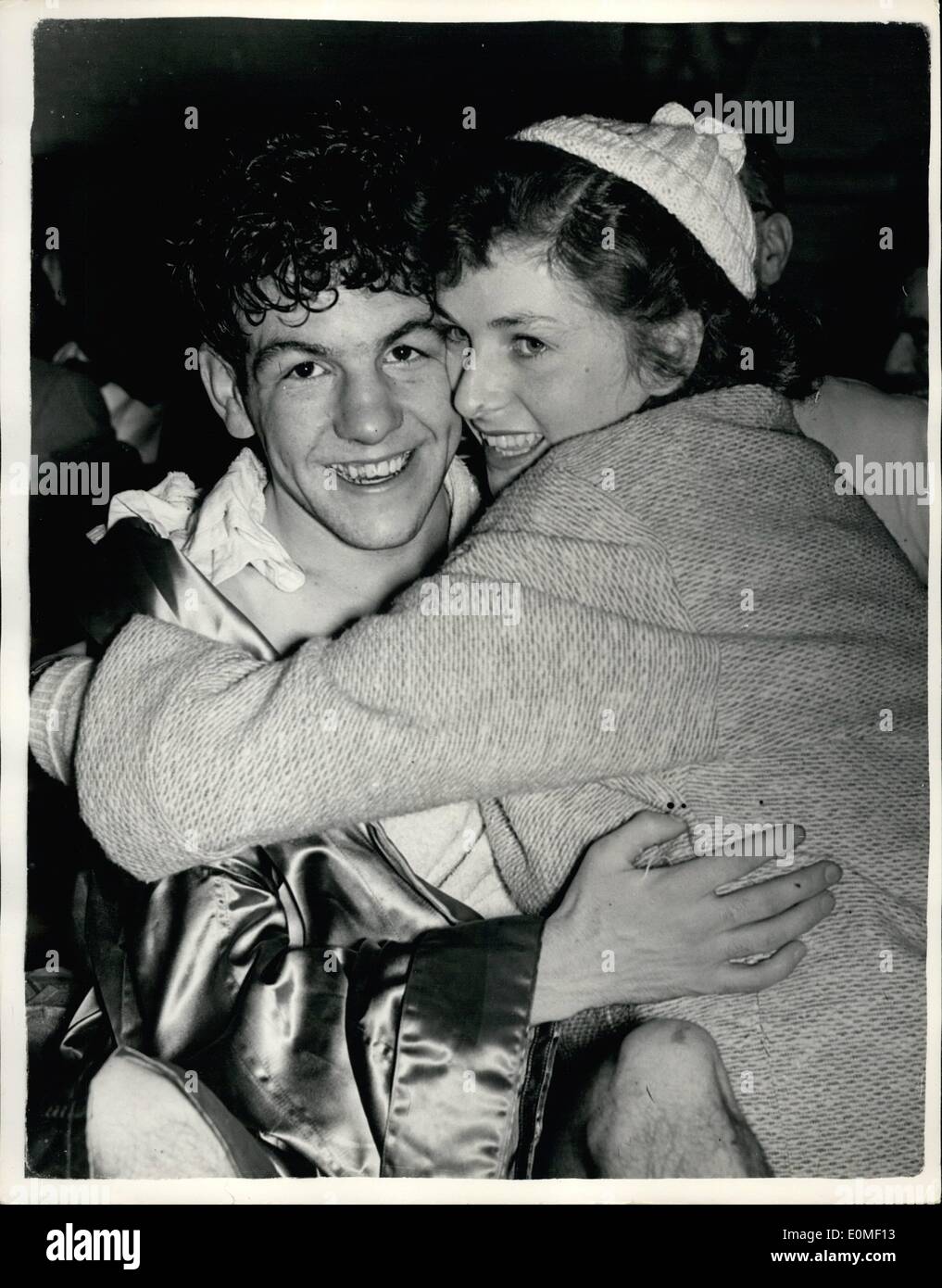 Feb. 02, 1955 - Dai Dower gets Hug from wife after winning British ...