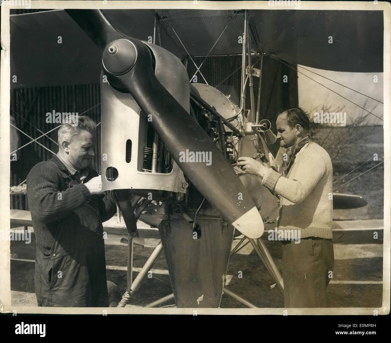 Tiger moth aircraft hi-res stock photography and images - Alamy