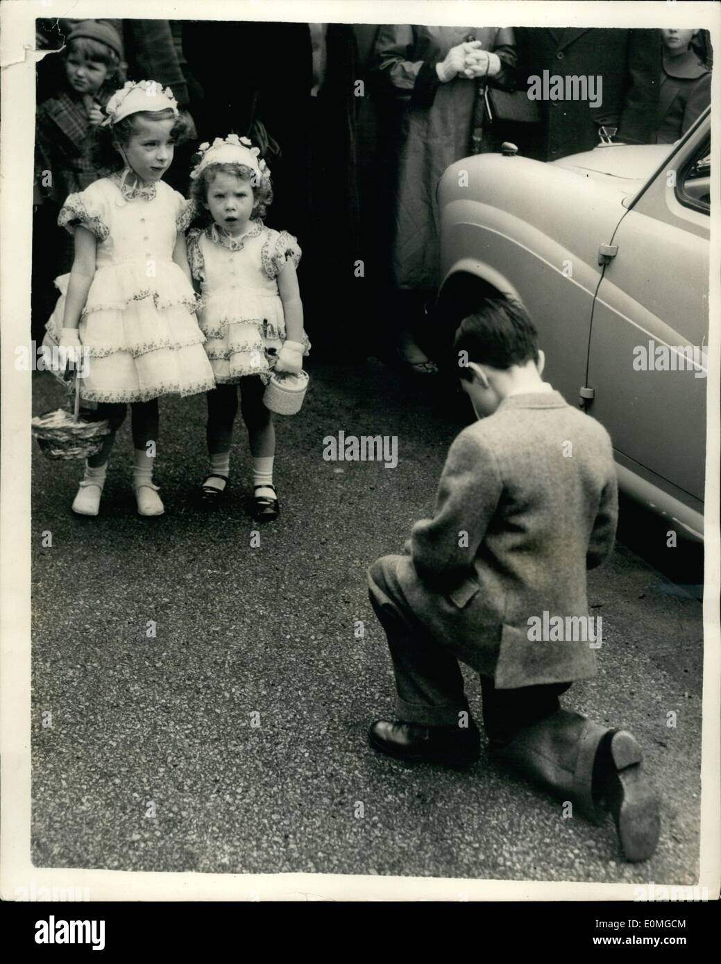 Apr. 04, 1955 - Easter Sunday Parade in Hyde Park.: Two little girls in ...
