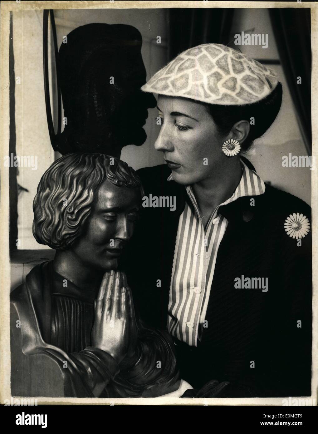 May 05, 1955 - Opening of Christian Sculpture exhibition at London ...