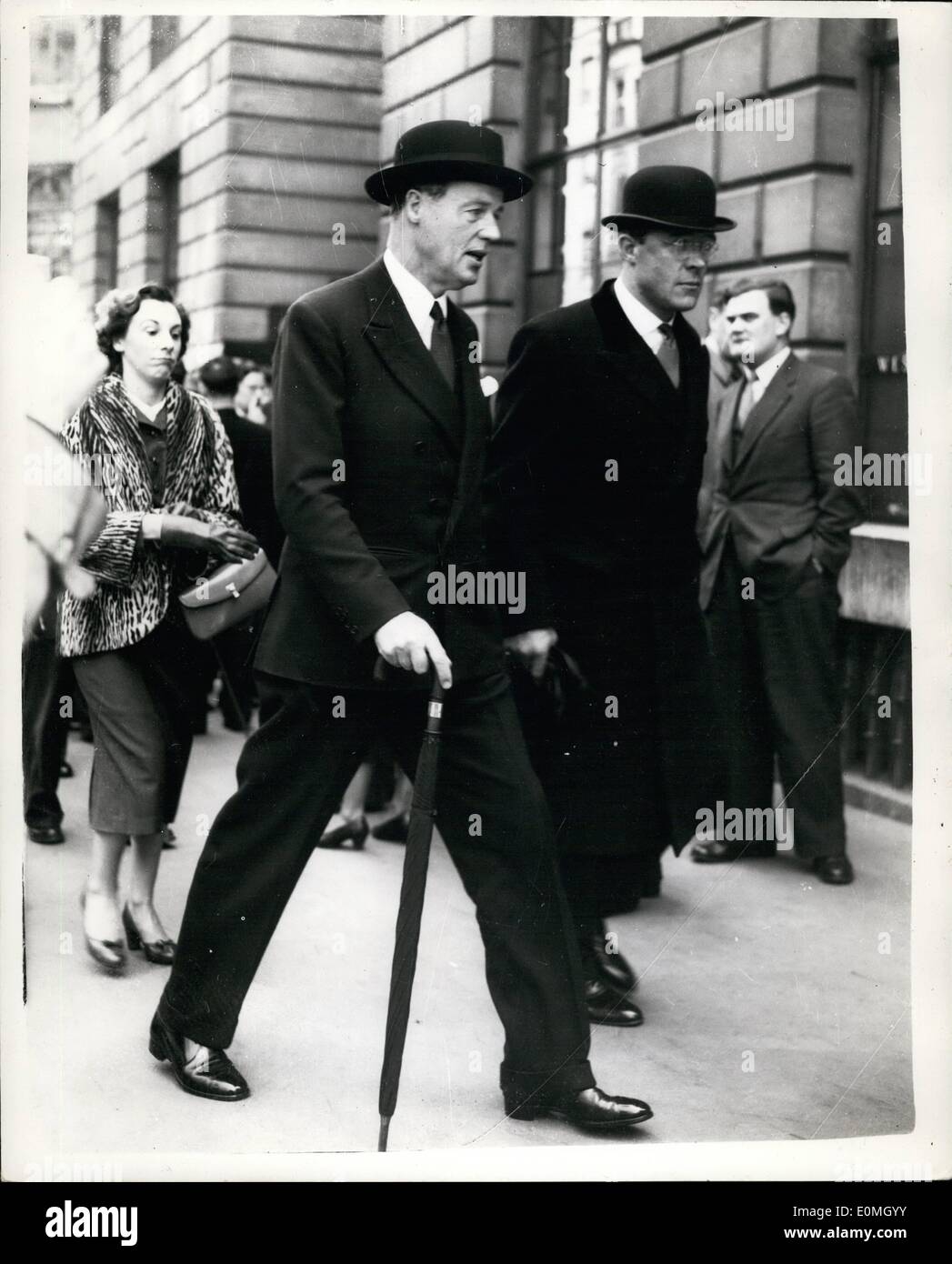 Apr. 04, 1955 - Meeting of the Newspaper propietors and Union leaders ...