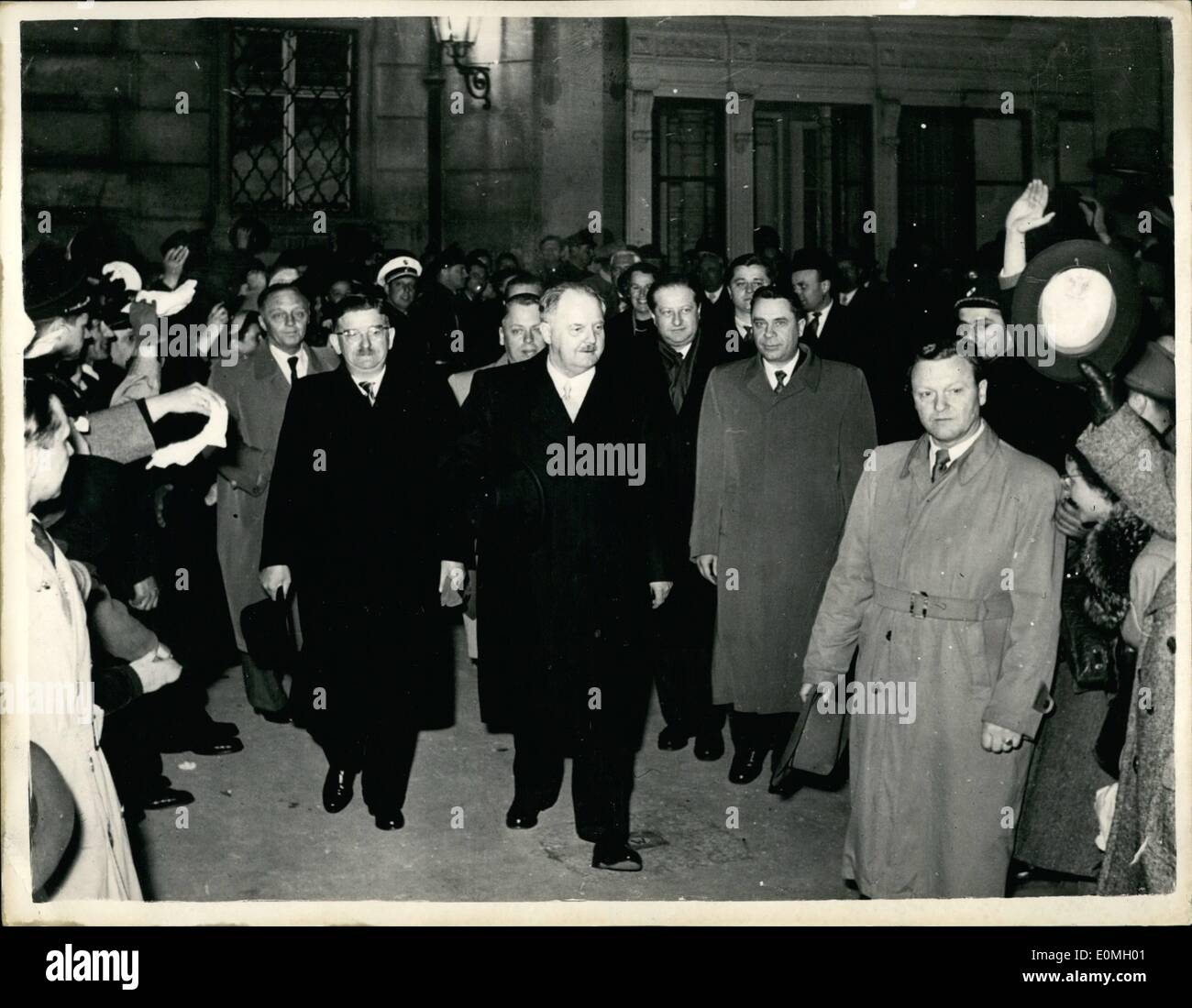 Apr. 04, 1955 - Austrian Chancellor Herr Raab returns home after Moscow ...