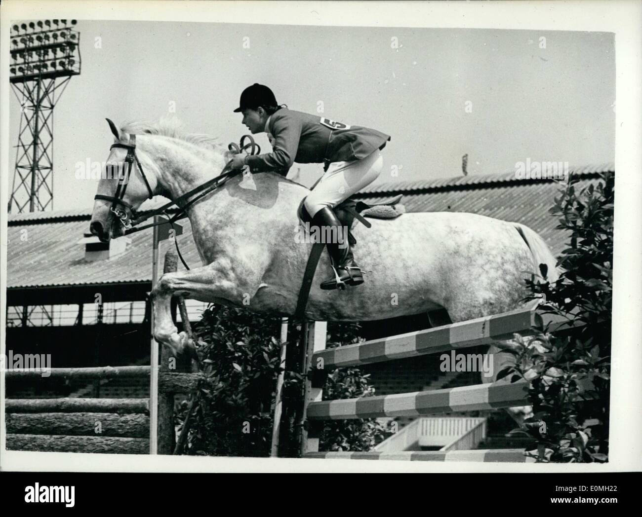 Jul. 07, 1955 - International Horse show at White City, Pat Smythe on ...