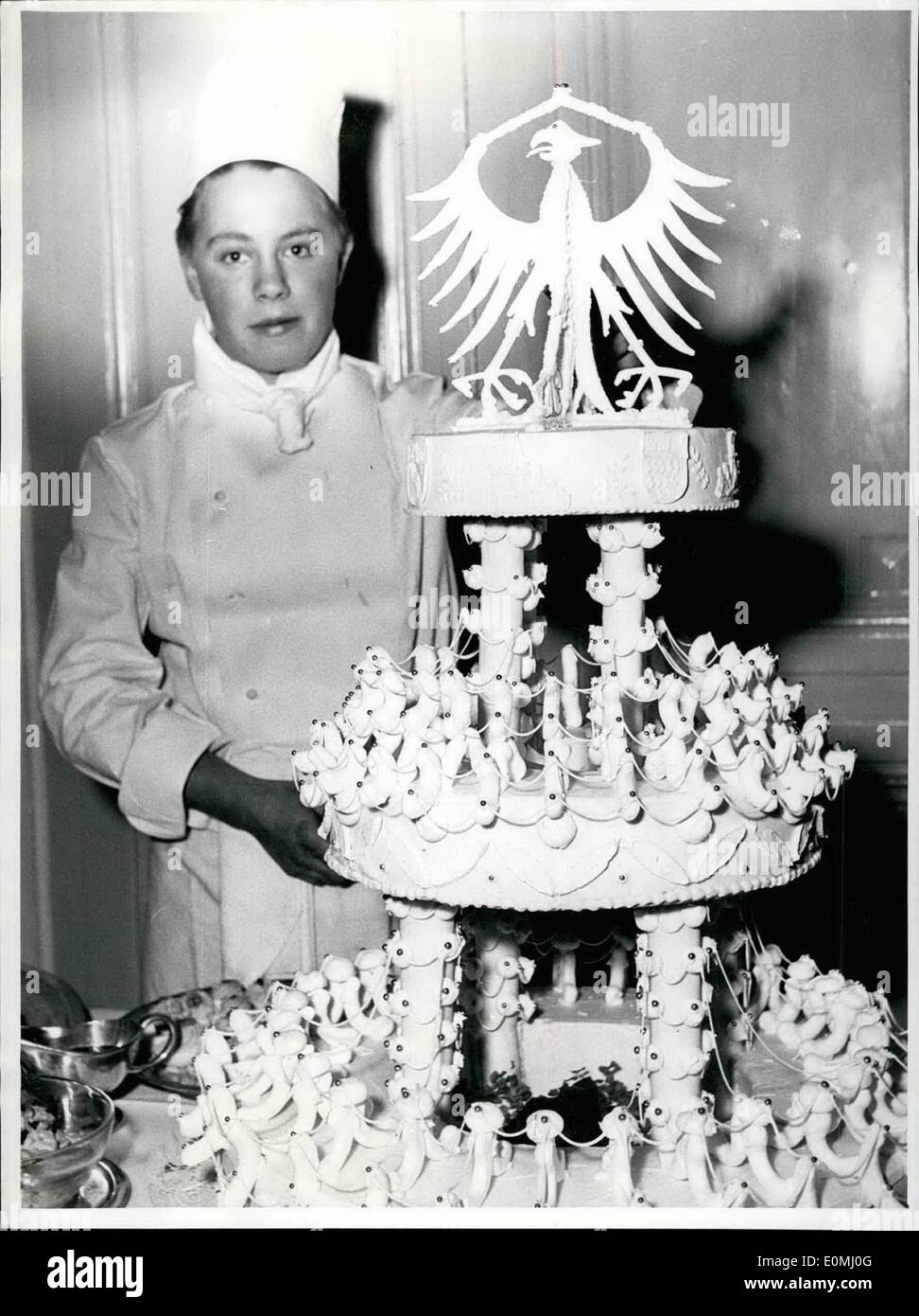 Jun. 06, 1955 - Pictured here is a cake with the German ''federal eagle ...