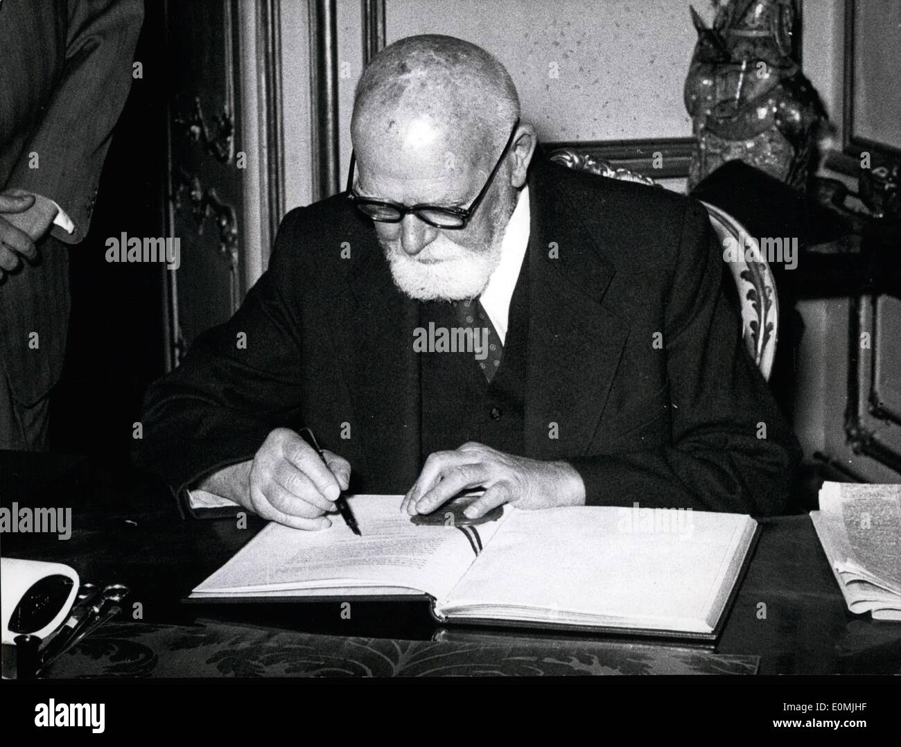 Jun. 06, 1955 - Austrian Treaty ratified: Austria is the first country ...