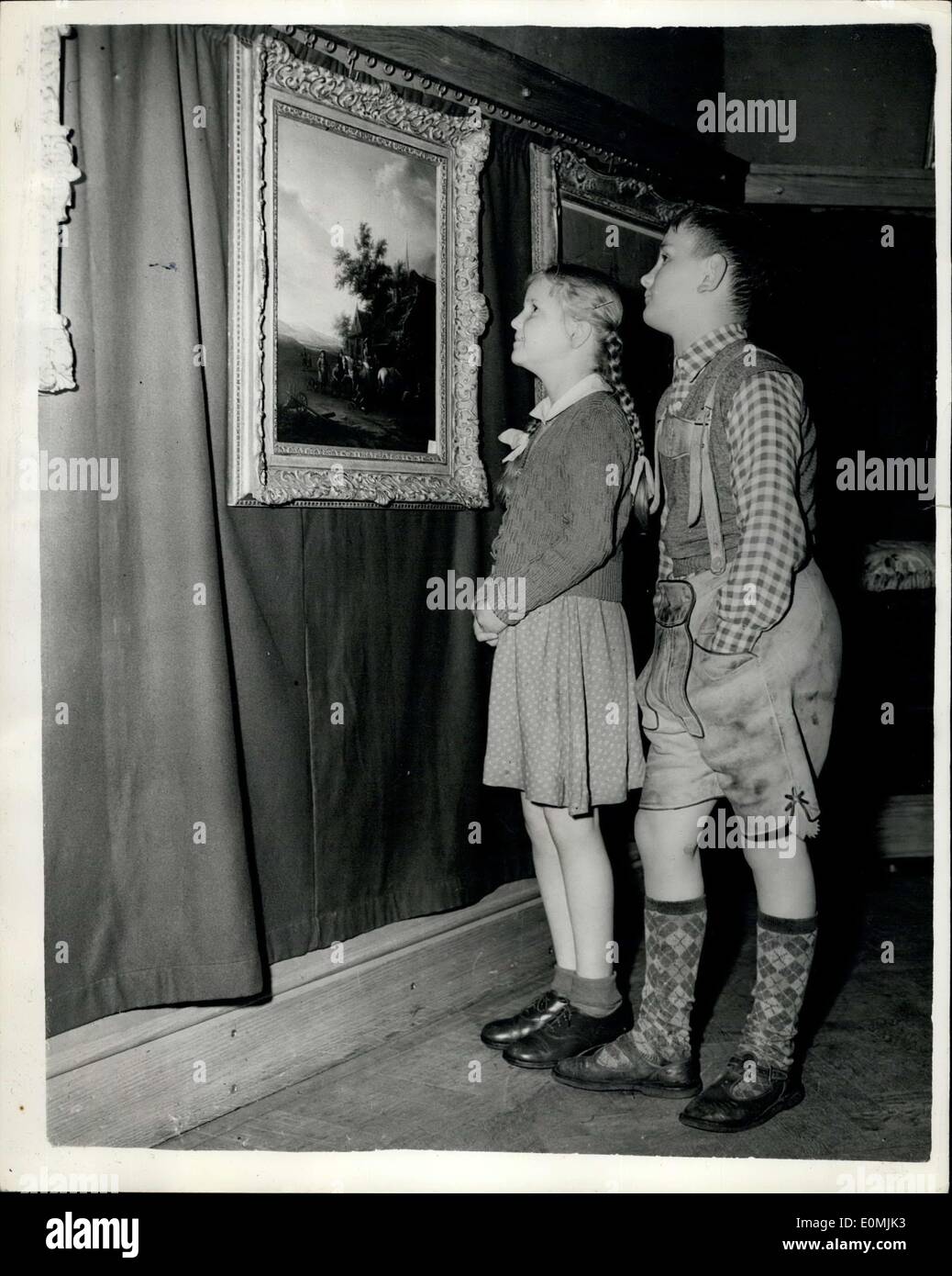 Austrian children visit christies hi-res stock photography and images ...