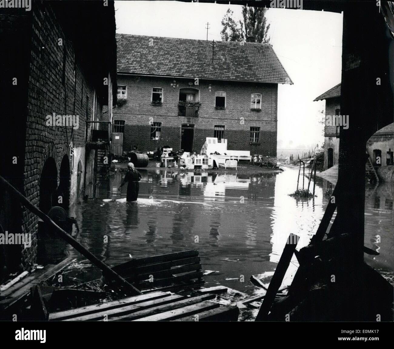 Photo shows a floaded hi-res stock photography and images - Alamy