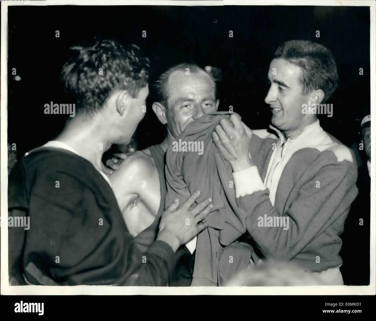 Oct. 10, 1955 - LONDON - PRAGUE ATI... ME;TING AT WHITE CITY.. GORDON ...