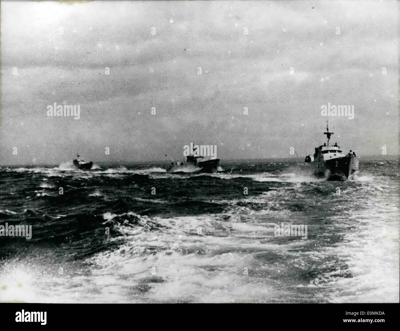 Oct. 10, 1955 - Photo shows German sea-frontier-guard boats near the ...