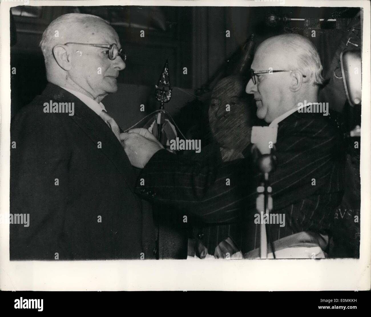 Civil merit award hi-res stock photography and images - Alamy