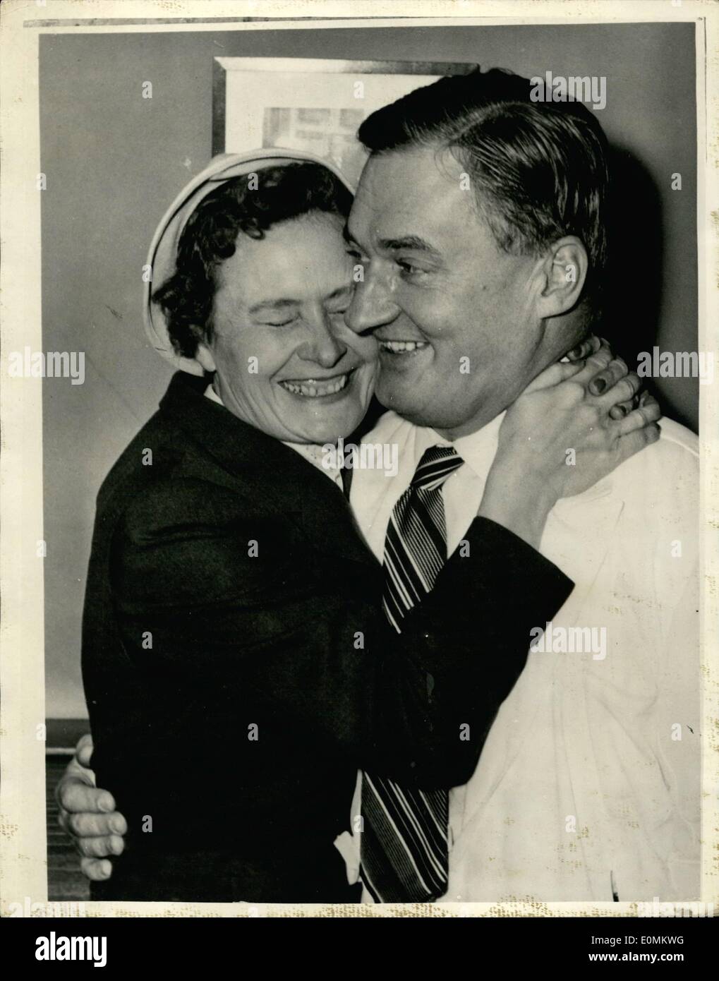 Swedish doctor receives nobel prize hi-res stock photography and images ...