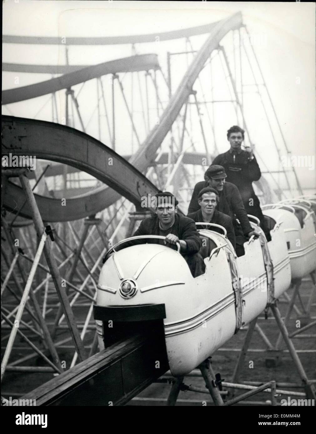 50 metres long hi-res stock photography and images - Alamy