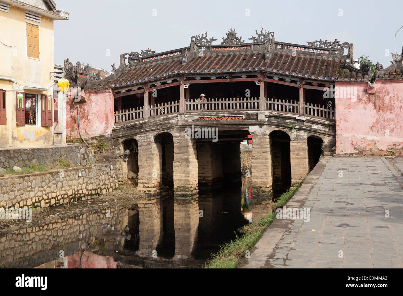 Chua Cau Temple Bridge (Japanese Covered Bridge) in the historic old ...