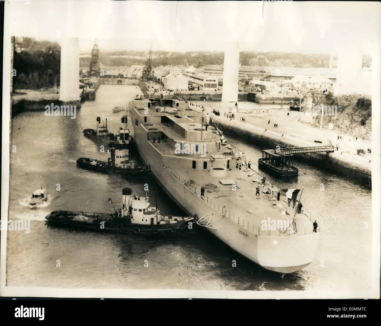 Aircraft cruiser hi-res stock photography and images - Alamy