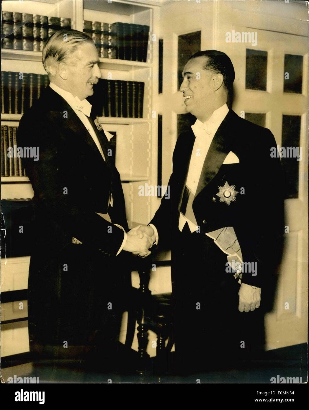 Sir anthony eden hi-res stock photography and images - Alamy