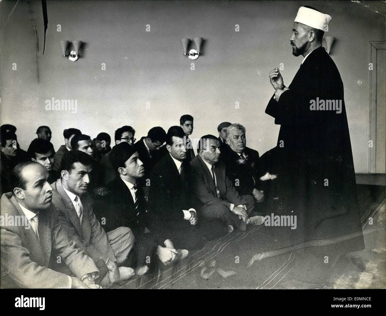 The highest festival mohamedans hi-res stock photography and images - Alamy