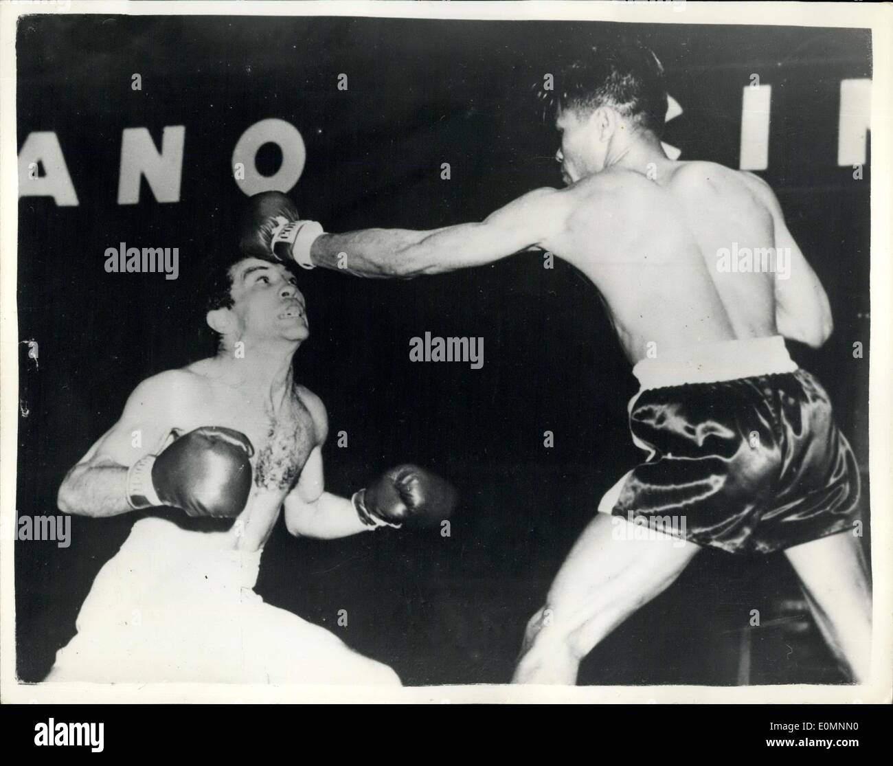 Jan. 16, 1956 - Pascual Perze of the Argentine retains his world Fly ...