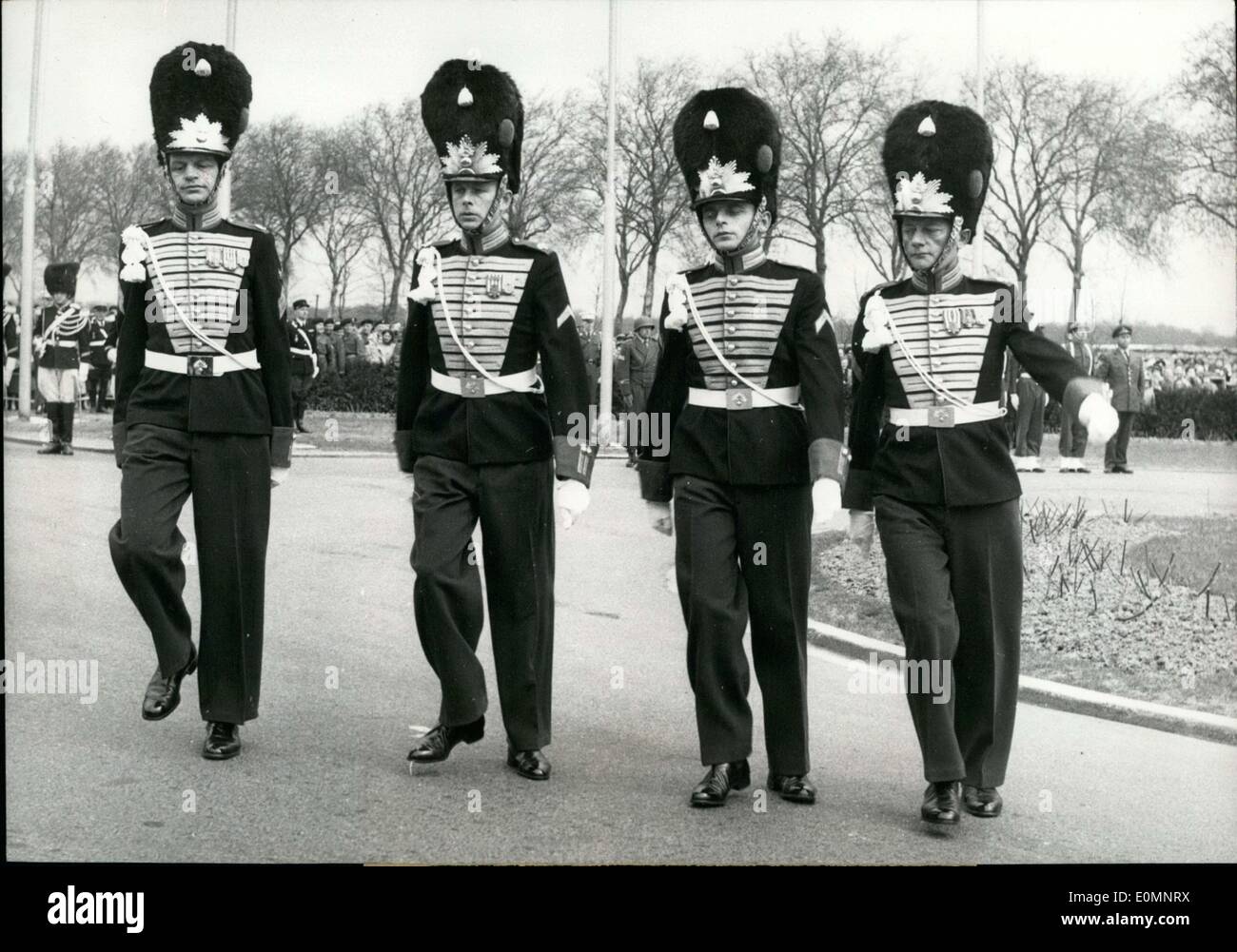 Dutch soldiers hi-res stock photography and images - Alamy