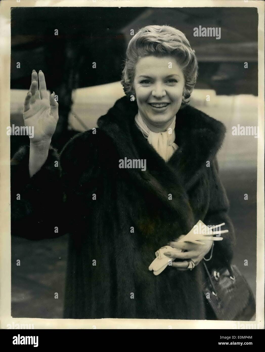 Feb. 02, 1956 - American Cabaret Star Arrives In London Marti Stevens ...
