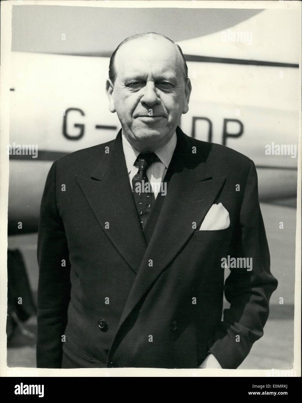 May 05, 1956 - Chairman of the dollar exports Council returns to London ...