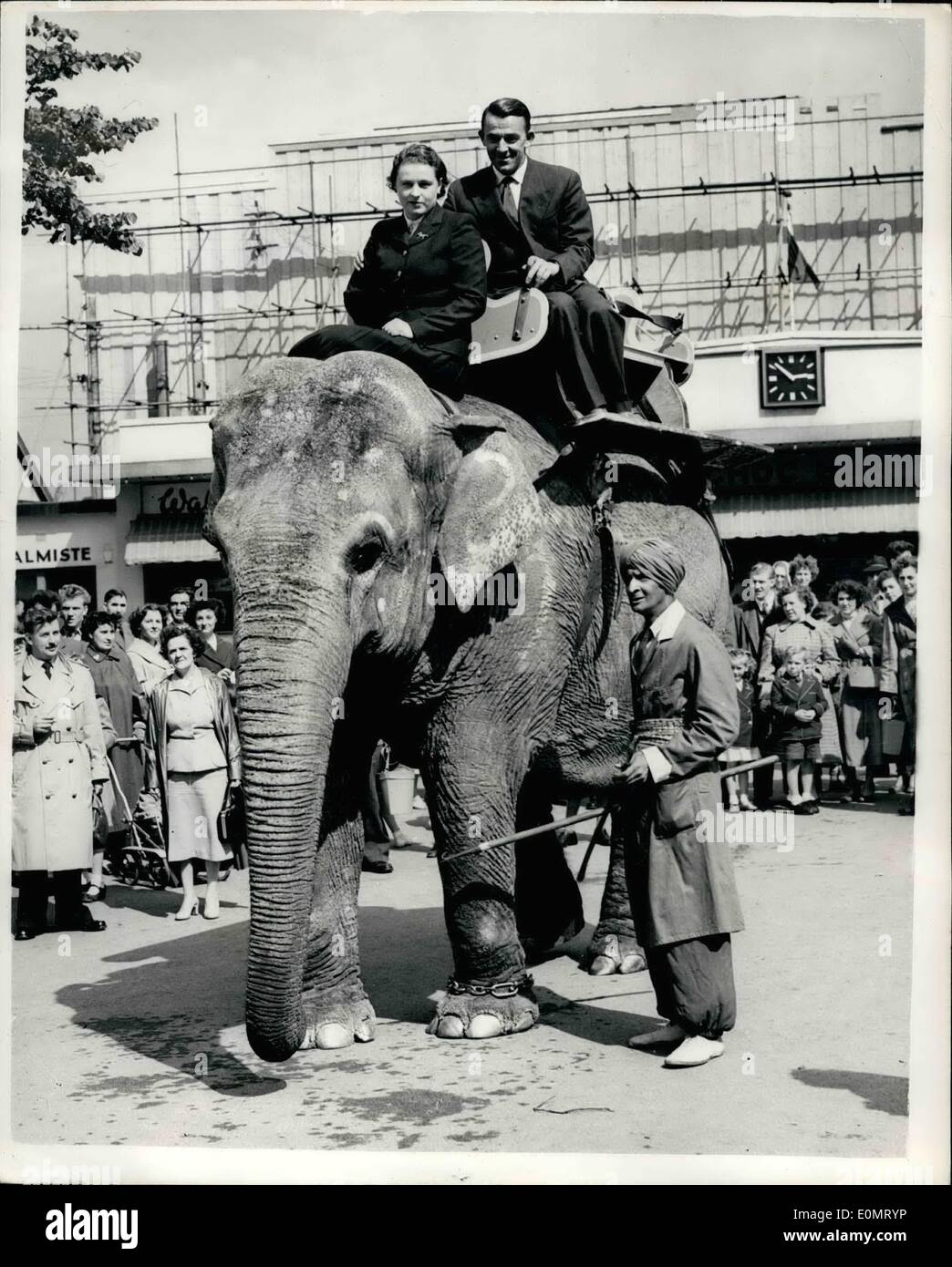 Jimmy chipperfield hi-res stock photography and images - Alamy