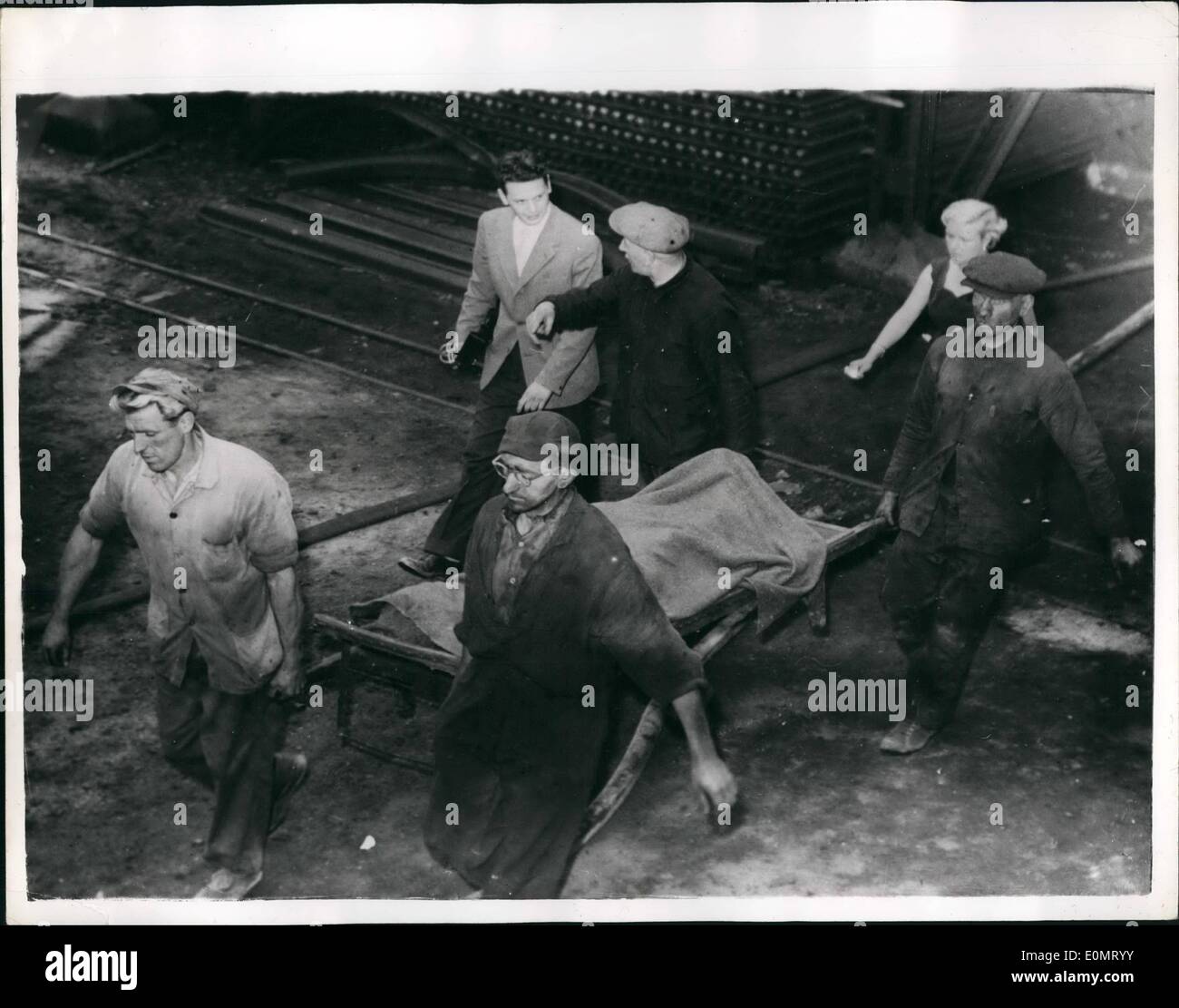 Aug. 08, 1956 - Belgian pit fire traps 270 miners British engineer ...