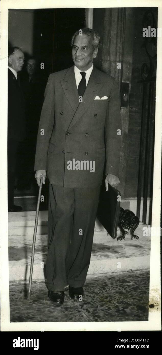 Mr krishna menon hi-res stock photography and images - Alamy