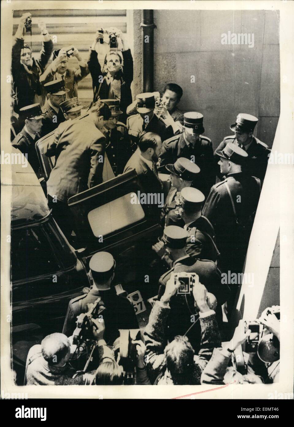 Court trial scene hi-res stock photography and images - Alamy