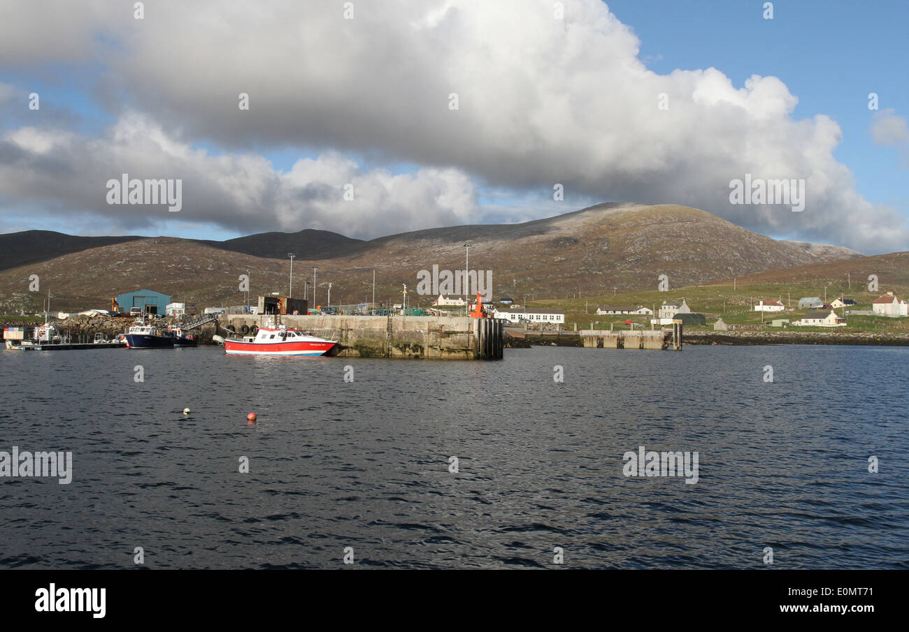 Leverburgh harbour Isle of Harris Scotland May 2014 Stock Photo - Alamy