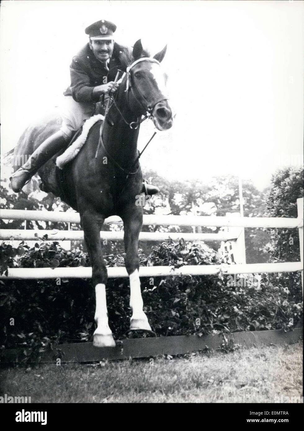 Pictured winner german spring derby 1956 hi-res stock photography and ...
