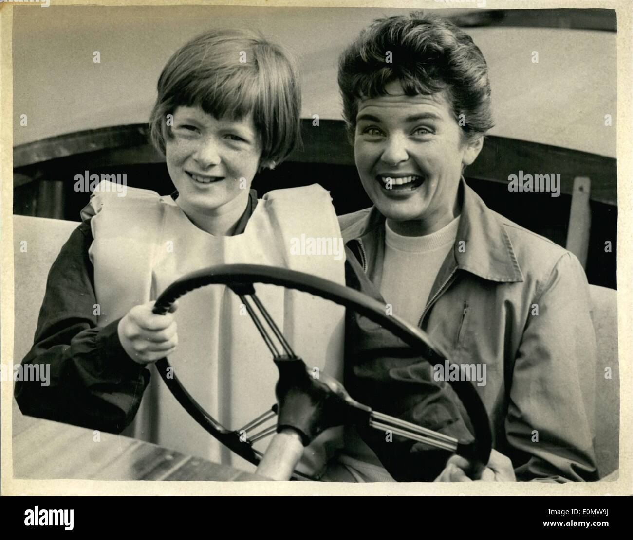 Donald campbell world water speed hi-res stock photography and images ...