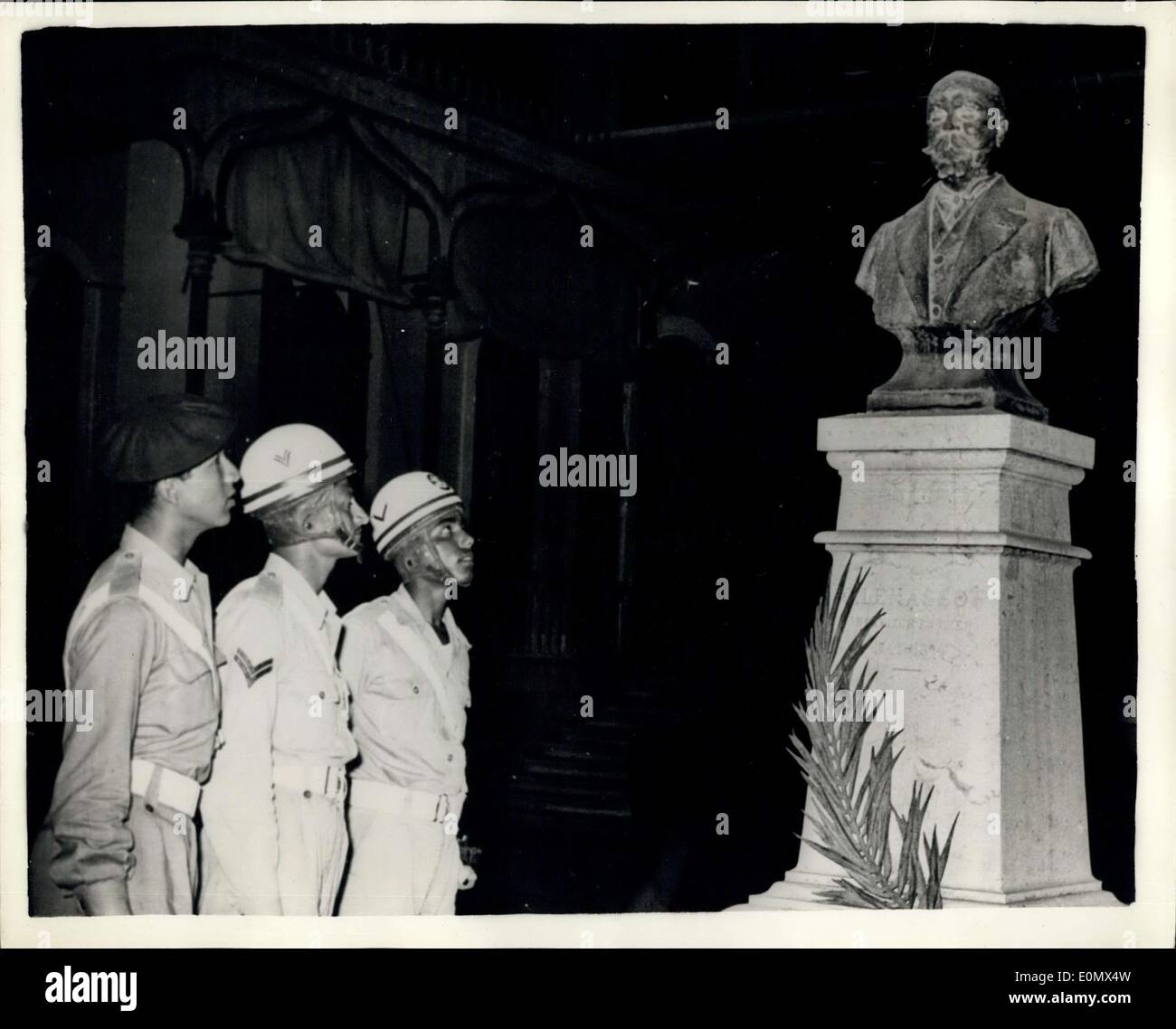 Colonel nasser suez canal hi-res stock photography and images - Alamy