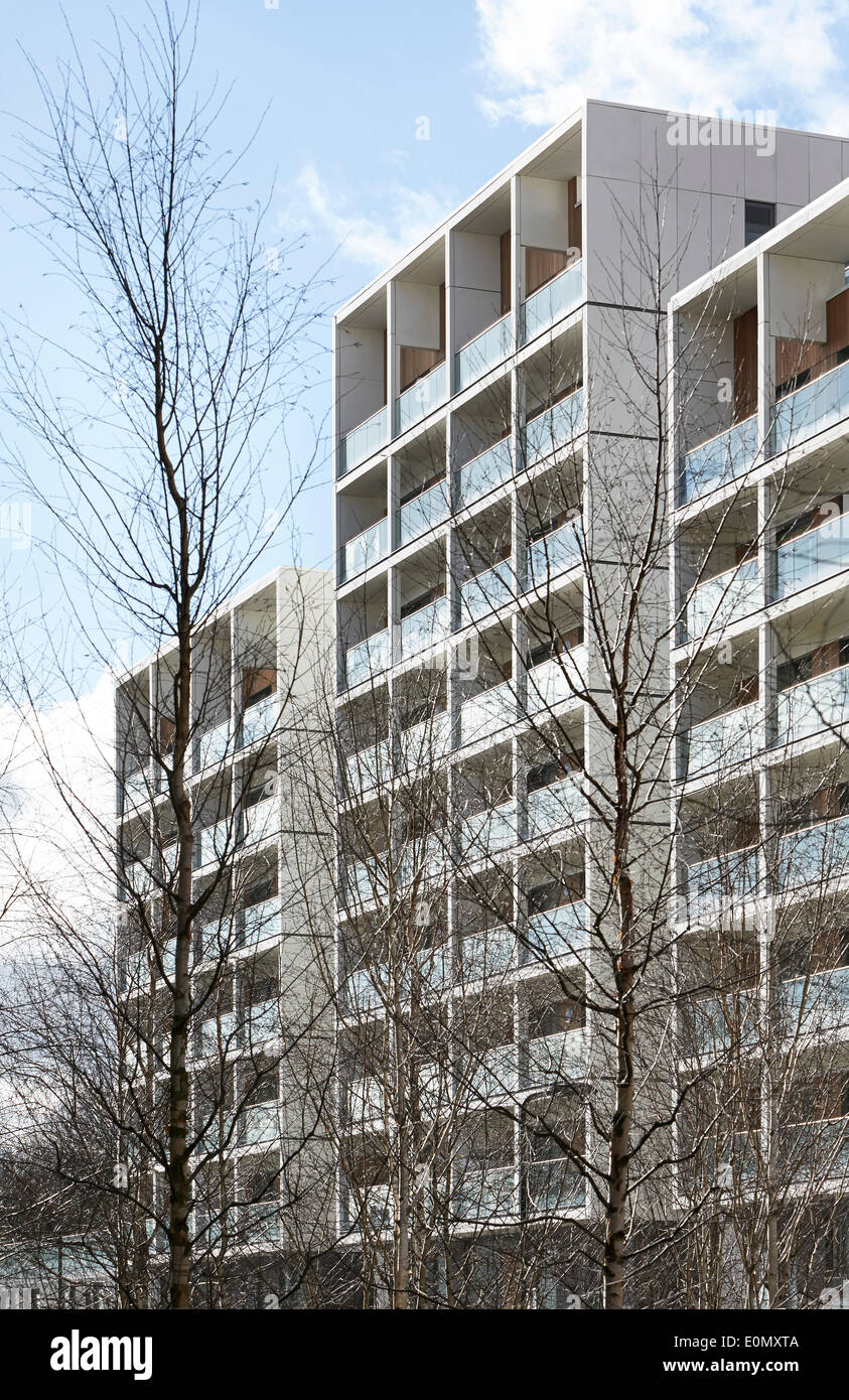 Dalston Junction Interchange, London, United Kingdom. Architect: John ...