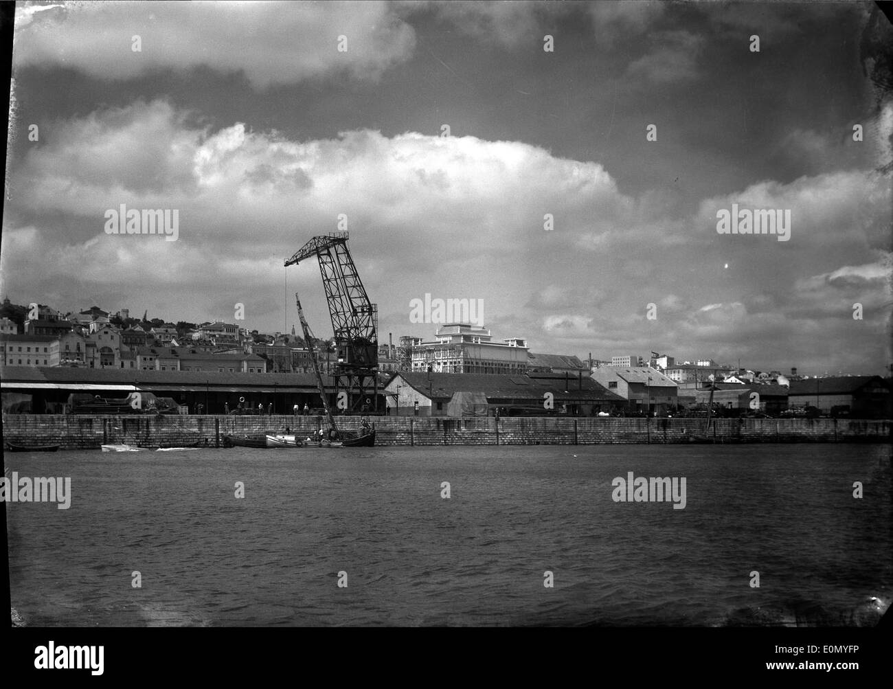Cais Black and White Stock Photos & Images - Alamy