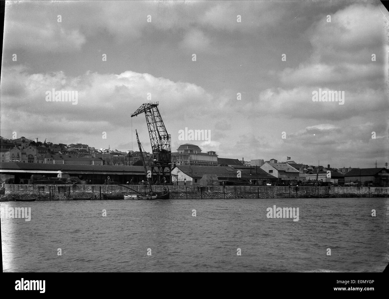 Cais Black and White Stock Photos & Images - Alamy