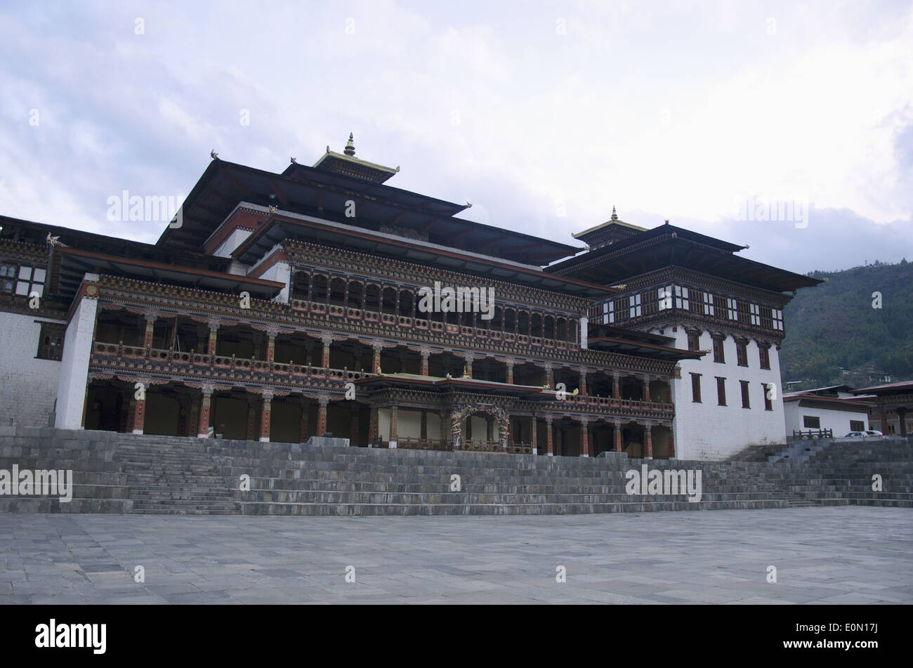 Kings palace dechencholing palace thimphu hi-res stock photography and ...