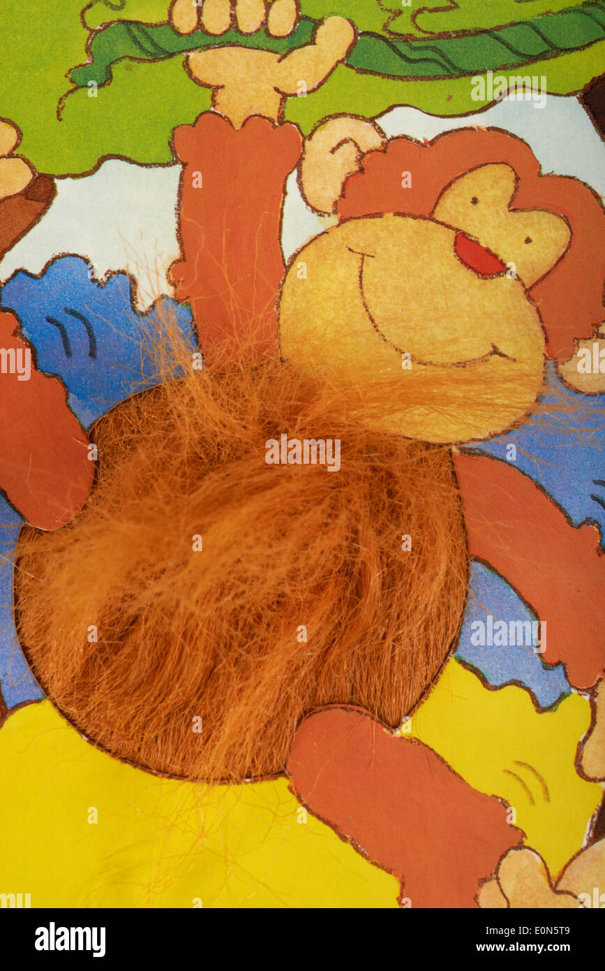 Scruffy Teddy super safari pop-up children's book Stock Photo - Alamy