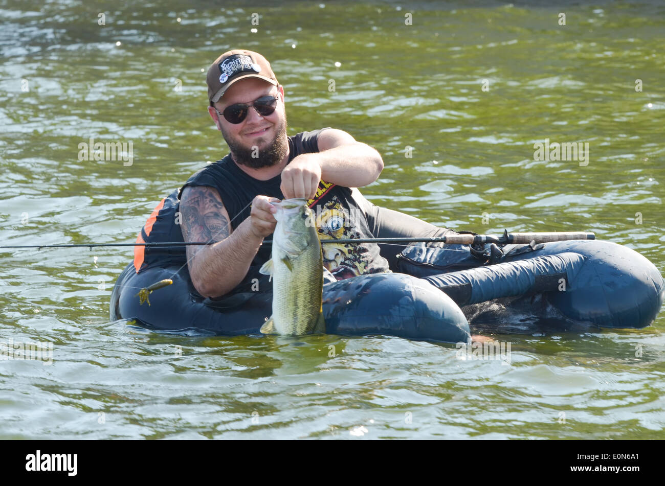 Pole float catch fish hi-res stock photography and images - Alamy