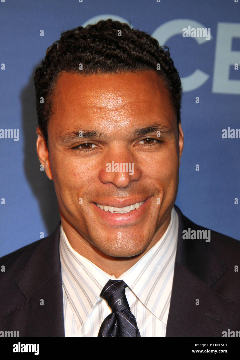 Tony gonzalez hi-res stock photography and images - Alamy