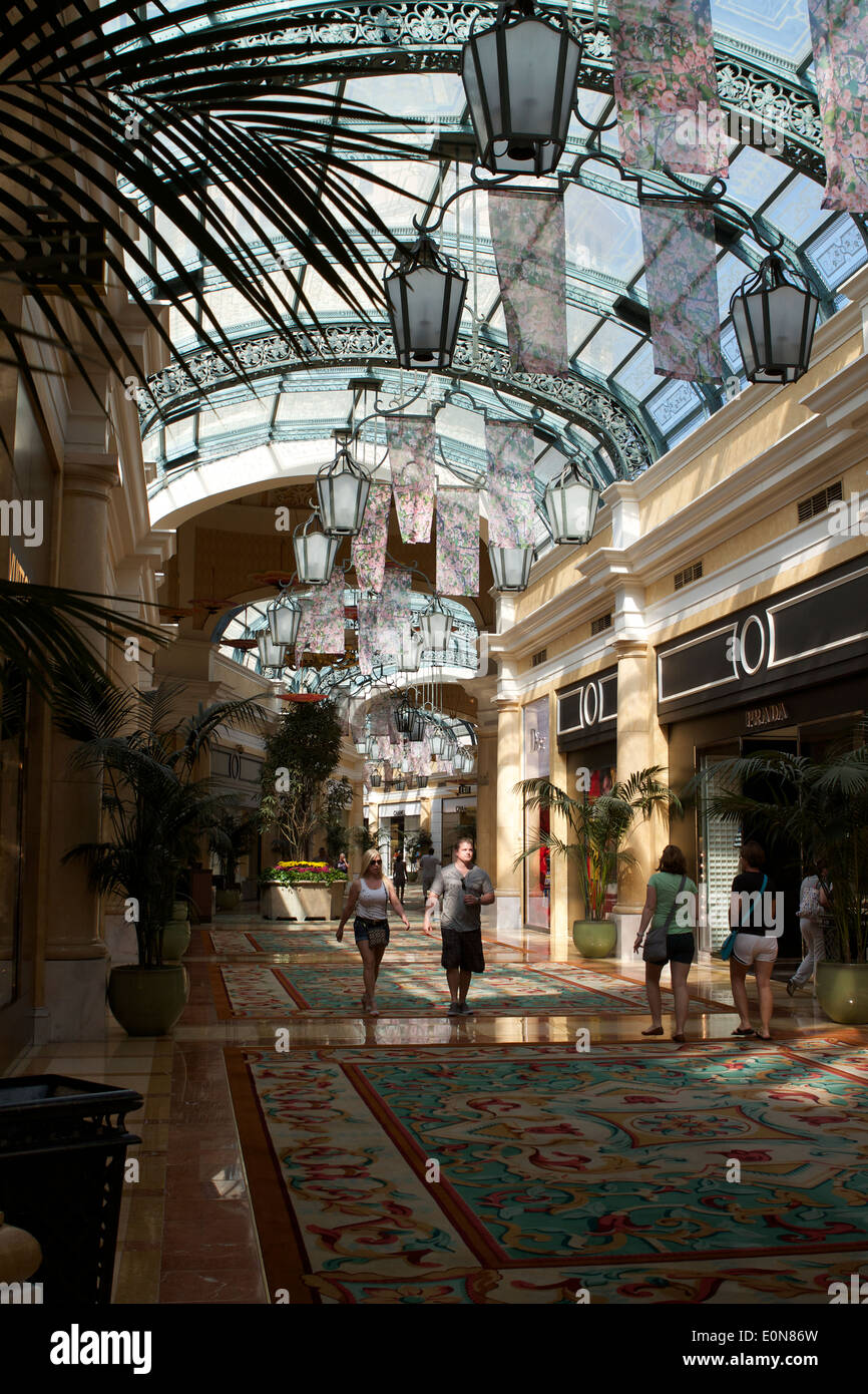 Bellagio las vegas interior hi-res stock photography and images - Alamy
