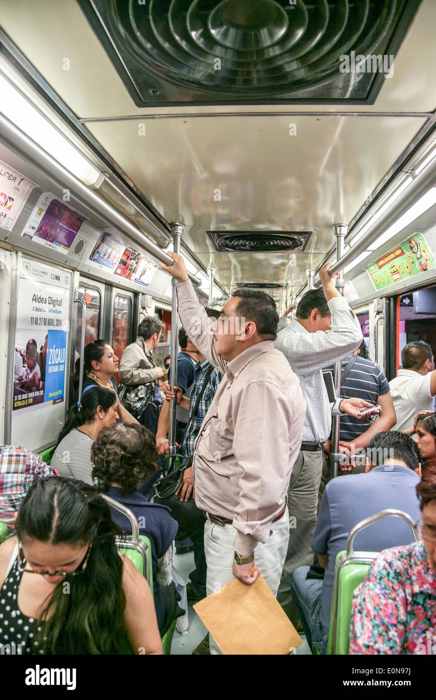 Mexico city metro subway hi-res stock photography and images - Alamy