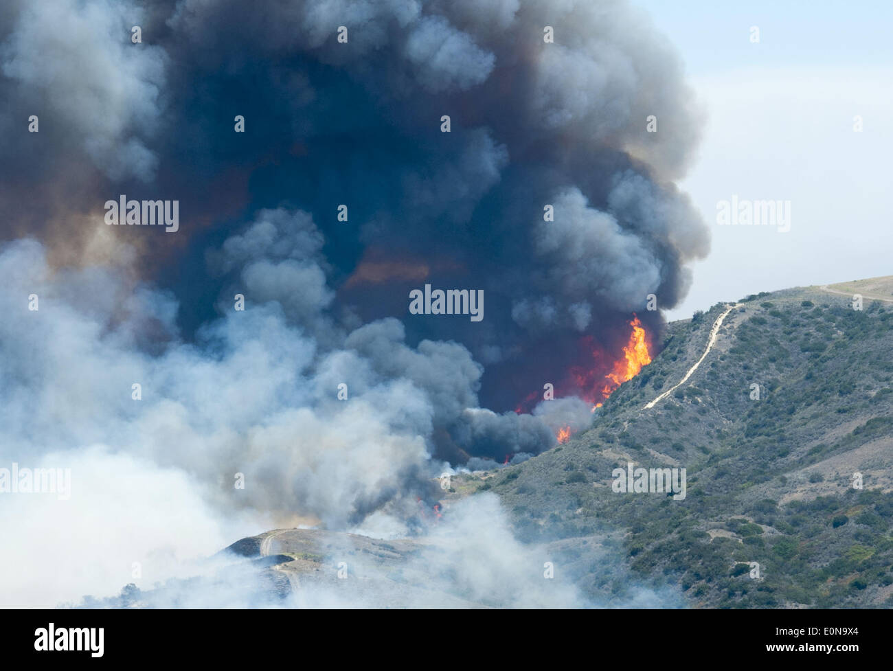 San Clemente, California, USA. 16th May, 2014. Flames from the Talega ...