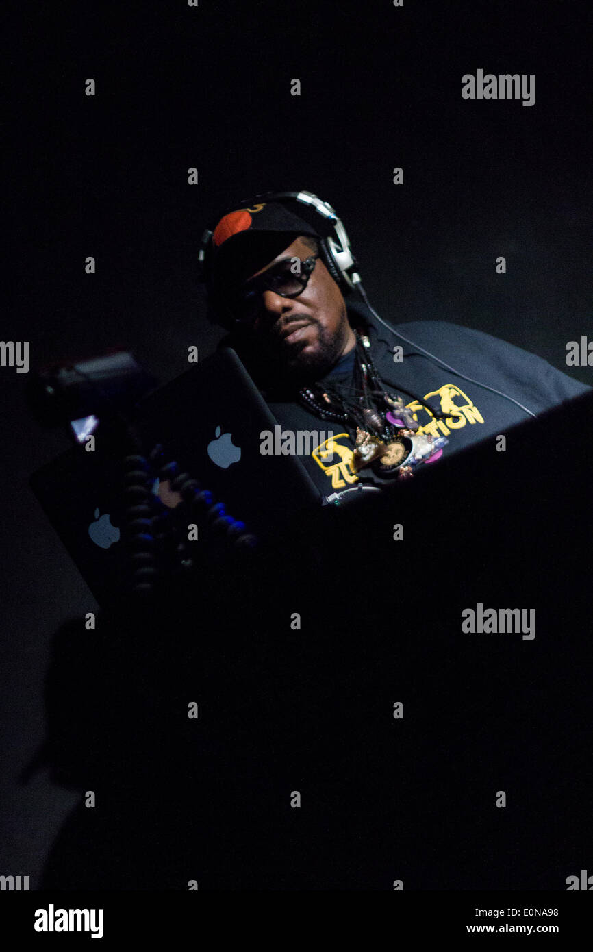 Afrika bambaata hi-res stock photography and images - Alamy